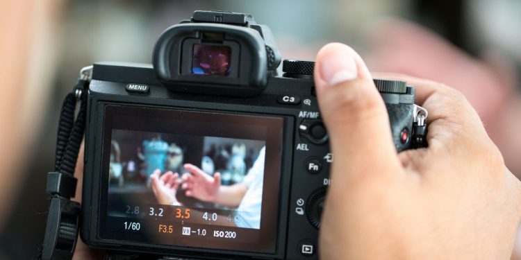 The Integrated Photography System Is A Clever Way To Increase Sales in ...