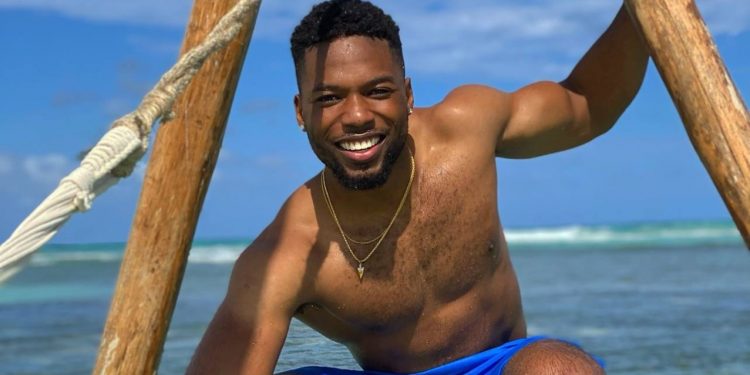 The Online Trainer Who Creates A 6 Figure Income: Meet Hakeem White ...